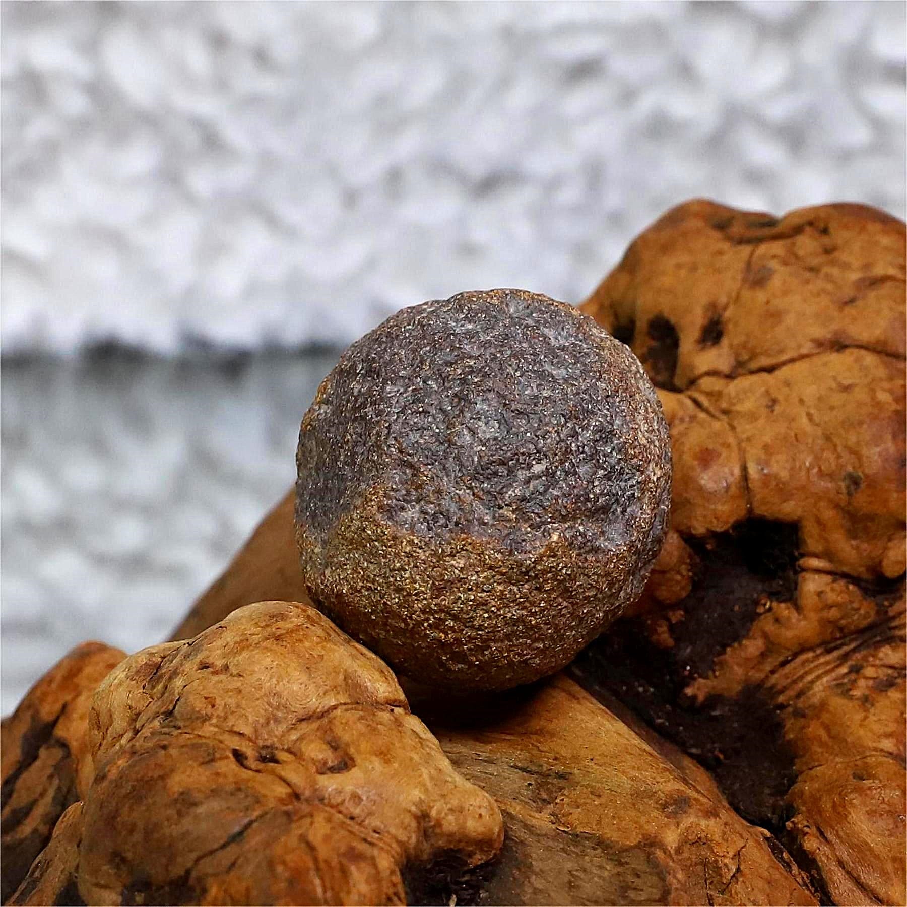 Shaman Stone / Moqi Stone – The Ancient Healer’s Secret – Living Gems SG