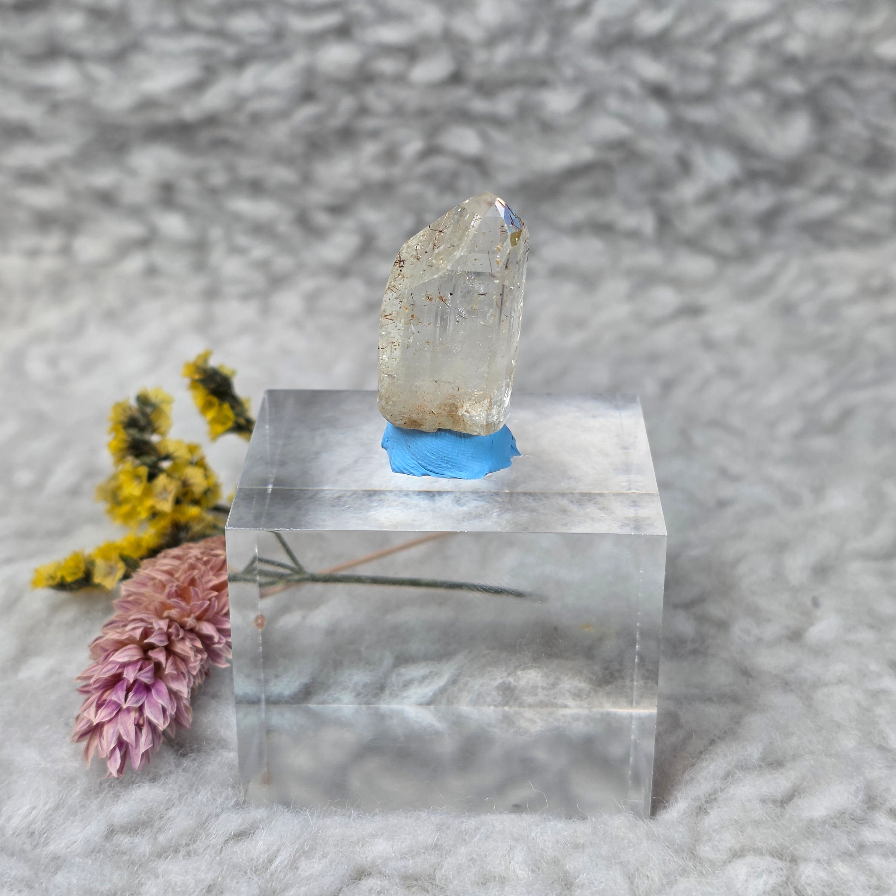 White Topaz (Myanmar) – Clarity, Truth & Focus – Living Gems SG